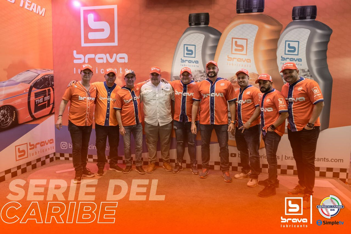 NOS TOCA EL “FIRST PITCH” EN LA SERIE DEL CARIBE 2023 – Brava Racing Team